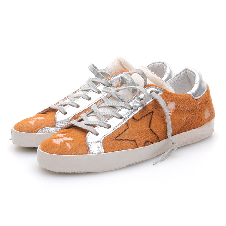 Wearable Trends: GOLDEN GOOSE SUPER STAR LIMITED